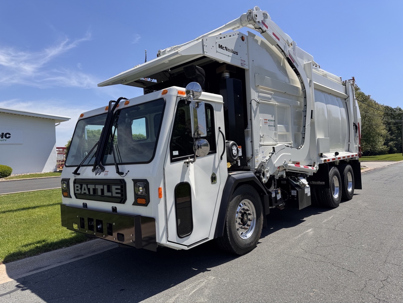 Refuse Trucks for Sale | Atlantic Heavy Duty Inventory"
